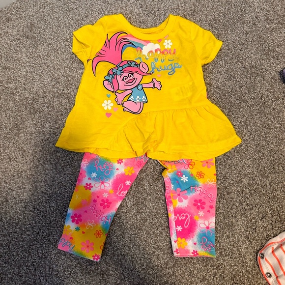 Dreamworks | Matching Sets | Girls Short Sleeve Pants Outfit Set ...
